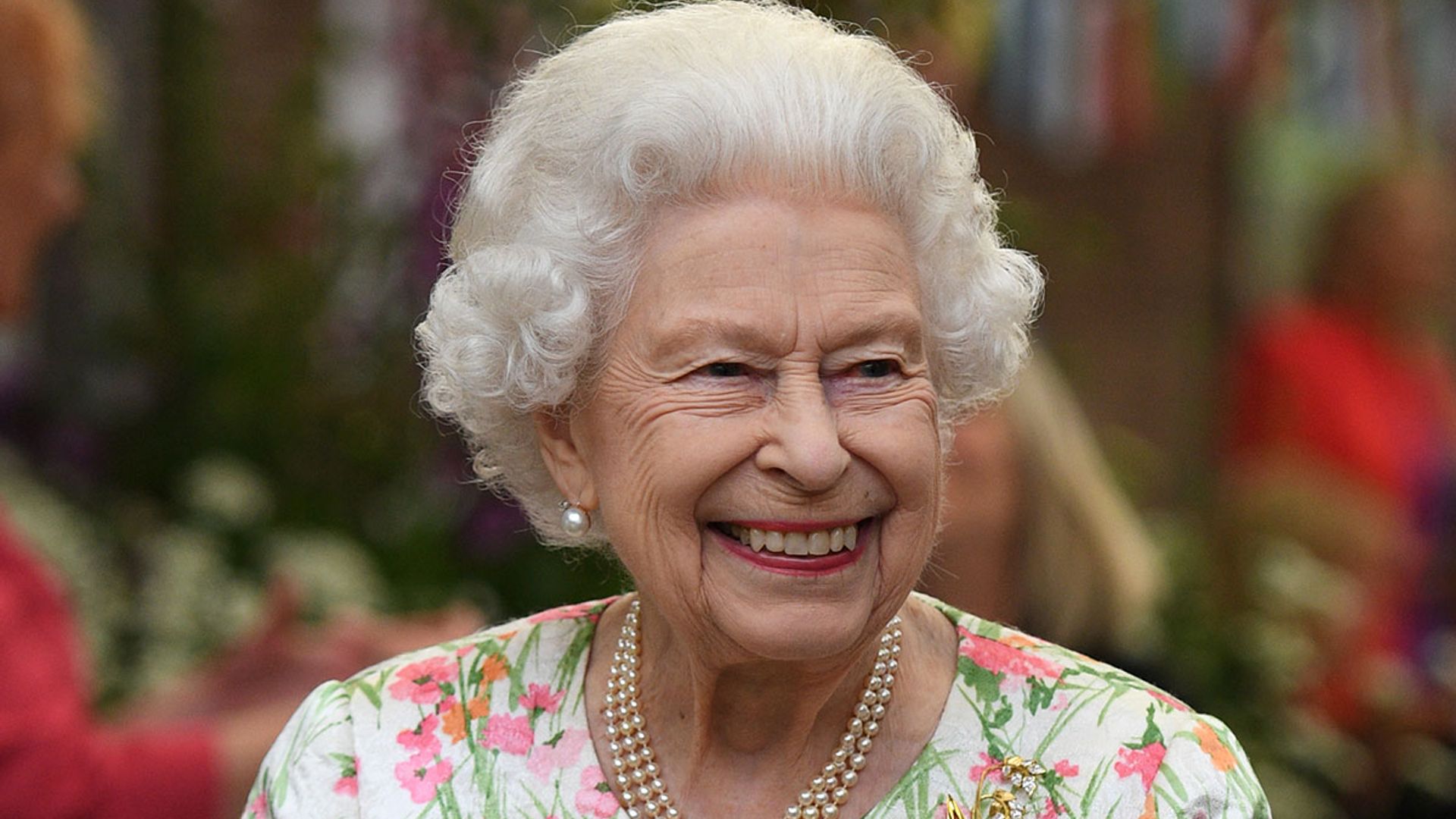 The secret behind the Queen's perfect hair revealed | HELLO!