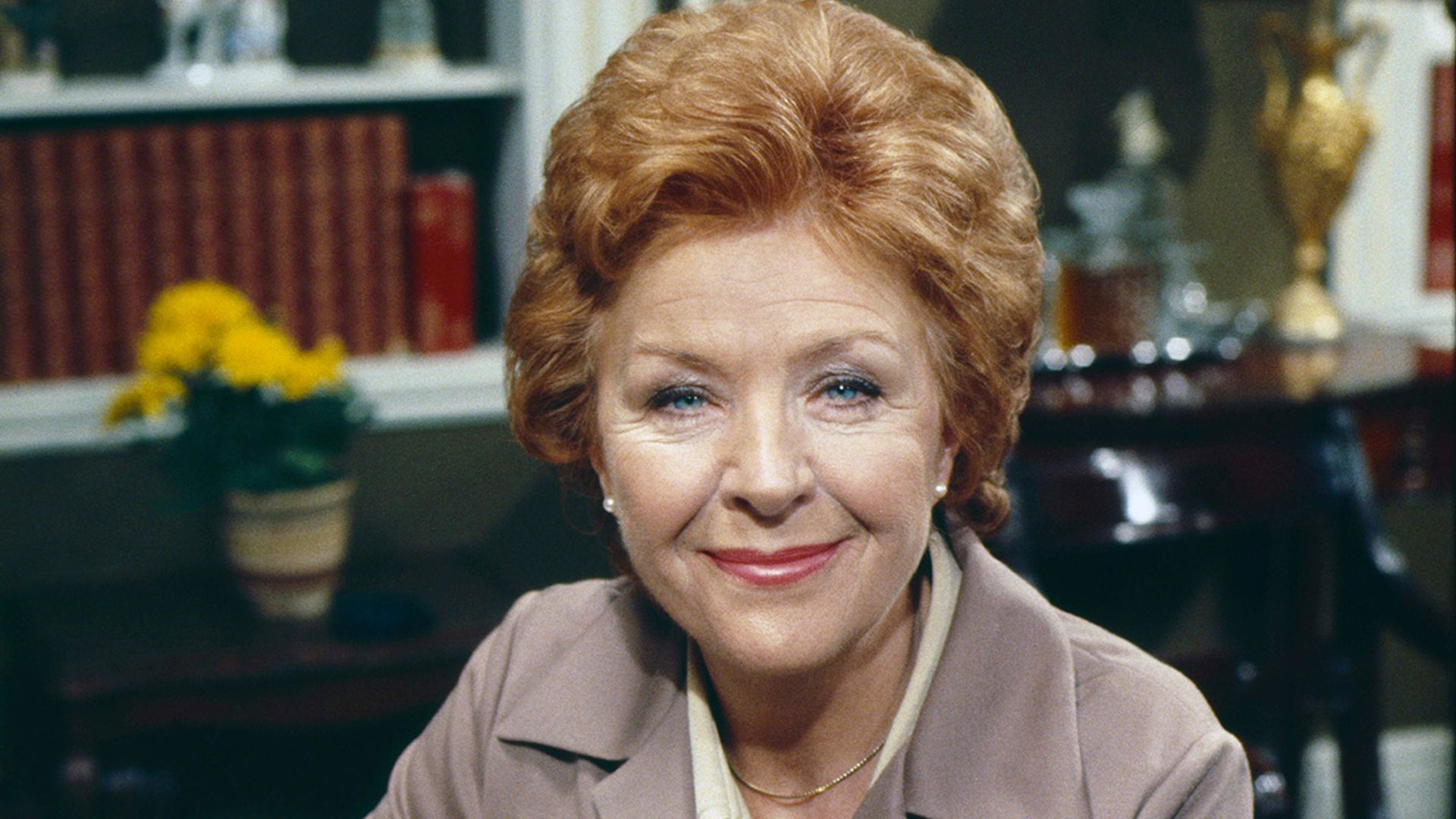 What happened to Nolly's Noele Gordon in real life? Everything you need ...