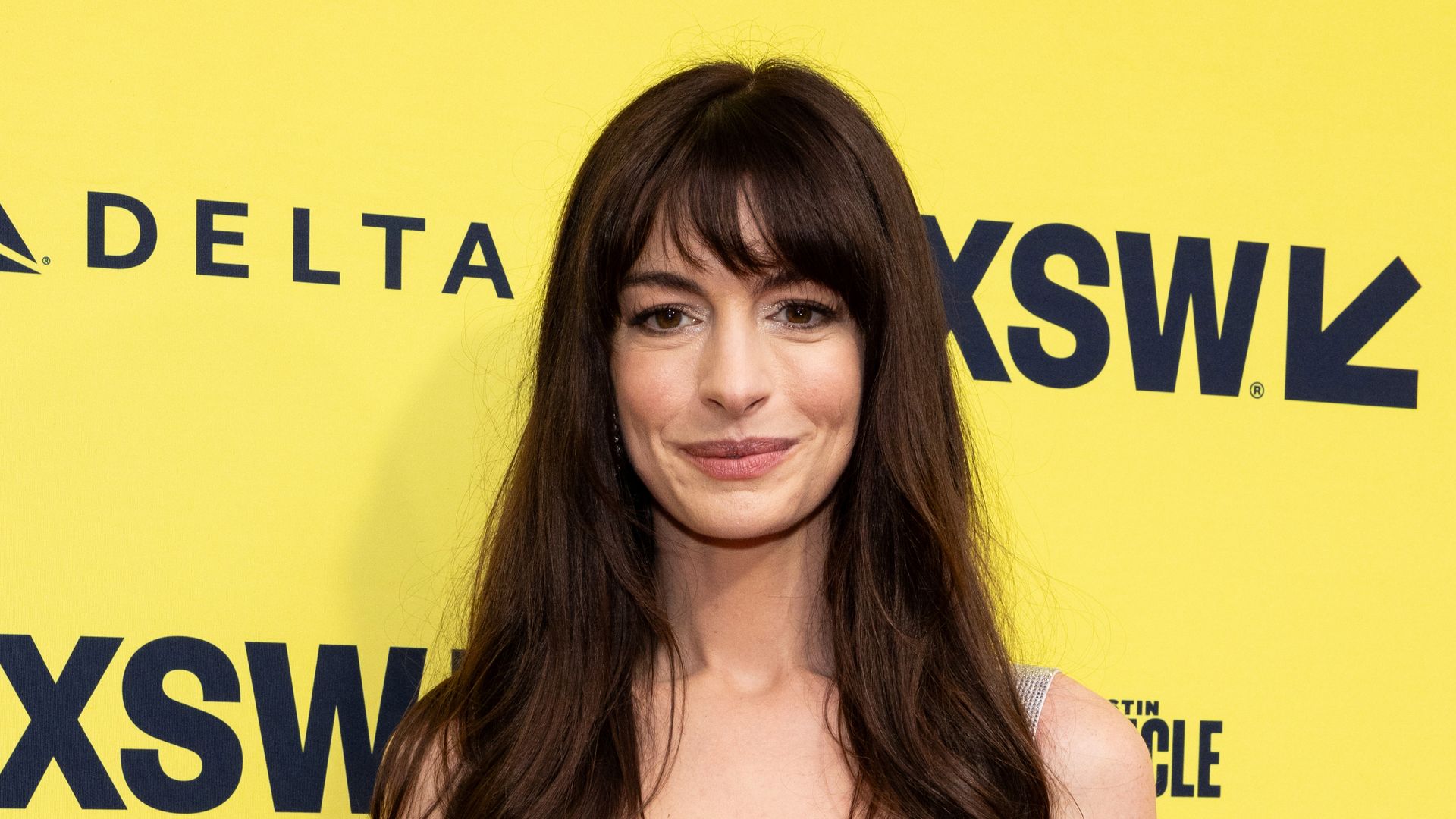 Anne Hathaway opens up about sobriety journey and discusses 'milestones ...