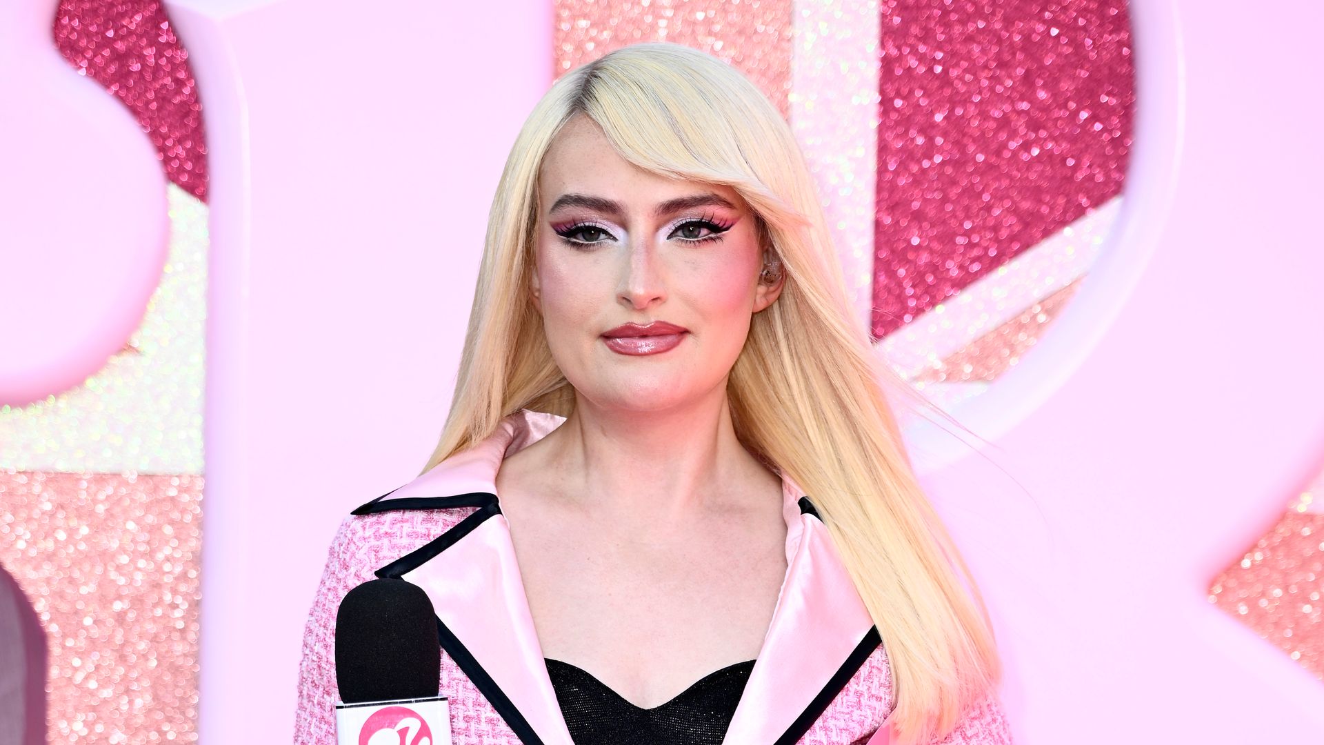 Amelia Dimoldenberg transforms into Barbie for new look we never ...