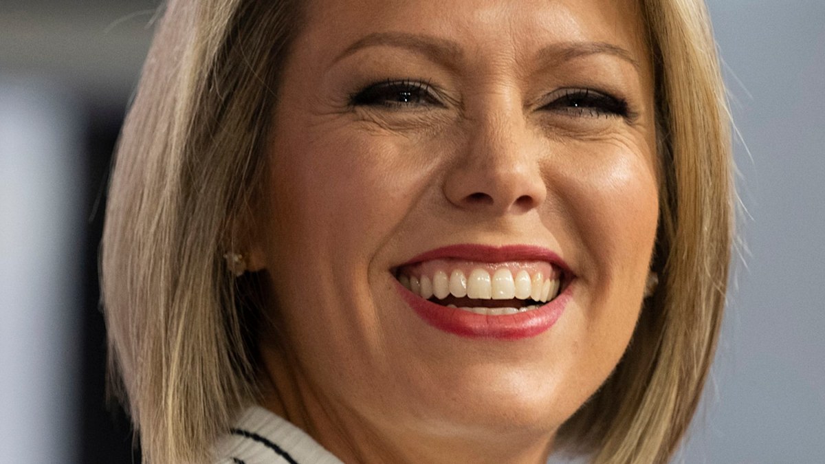 Dylan Dreyer arrives on Today Show set with sleek hair transformation ...