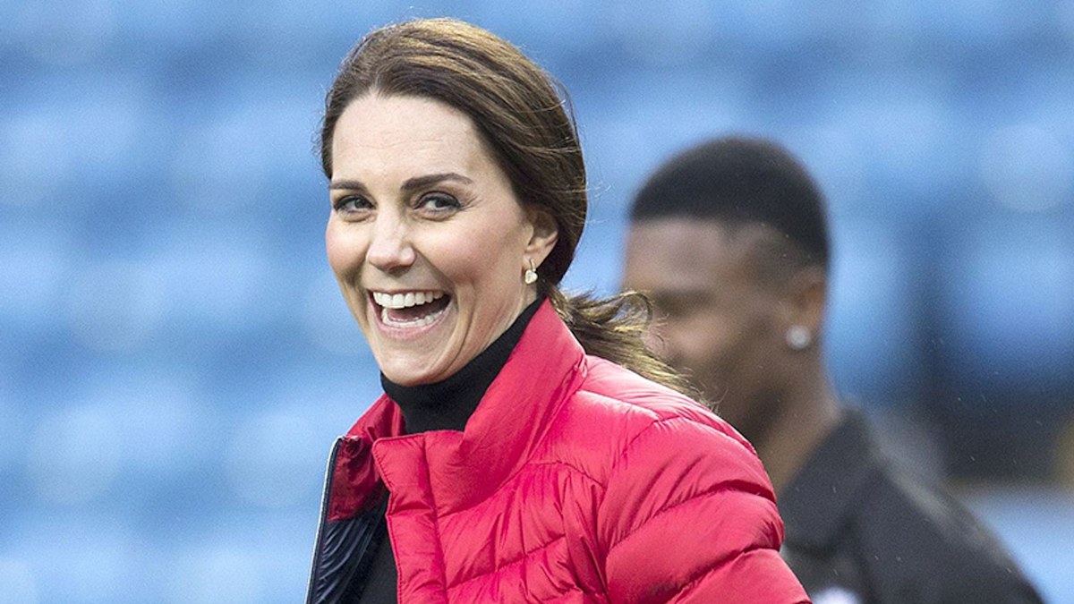 Duchess Kate wraps up bump in cosy red puffa jacket: photos | HELLO!