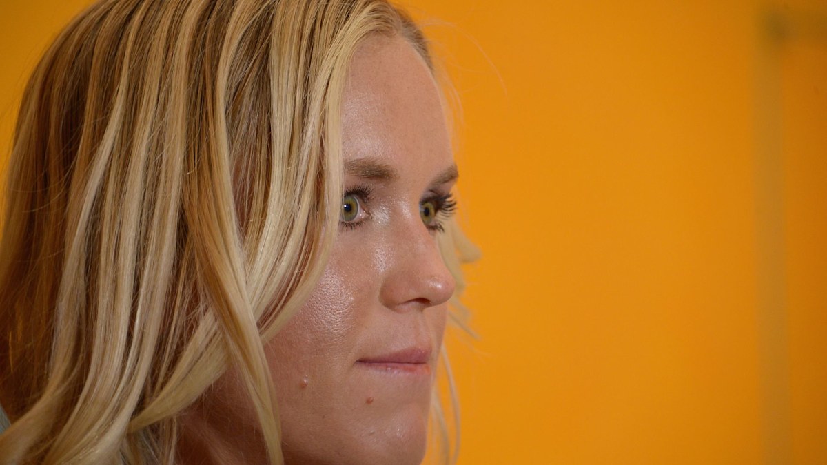 Surfer Bethany Hamilton begs for help after nephew drowns but 'still ...