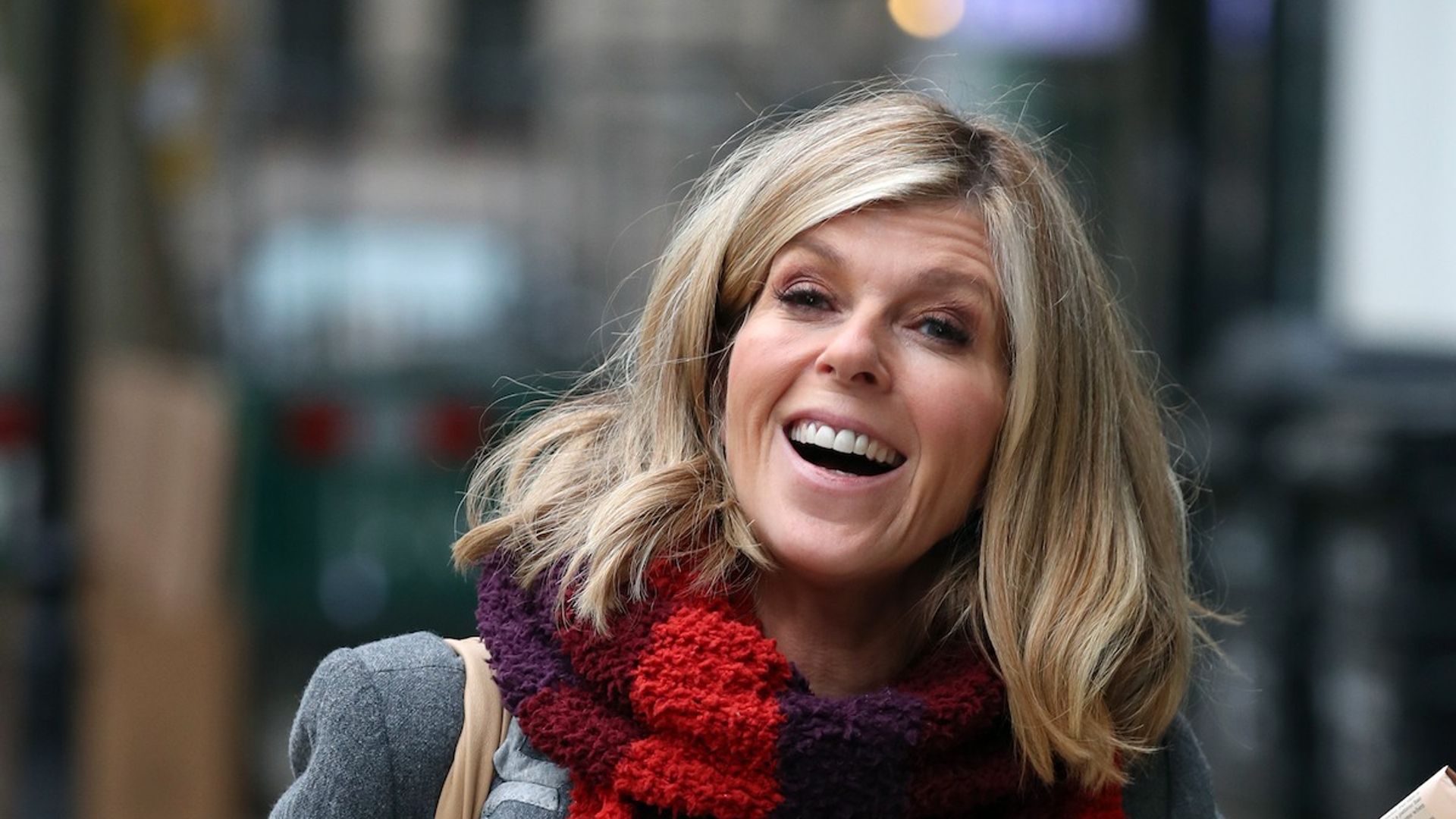Smiling Kate Garraway makes stunning new appearance in festive outfit ...