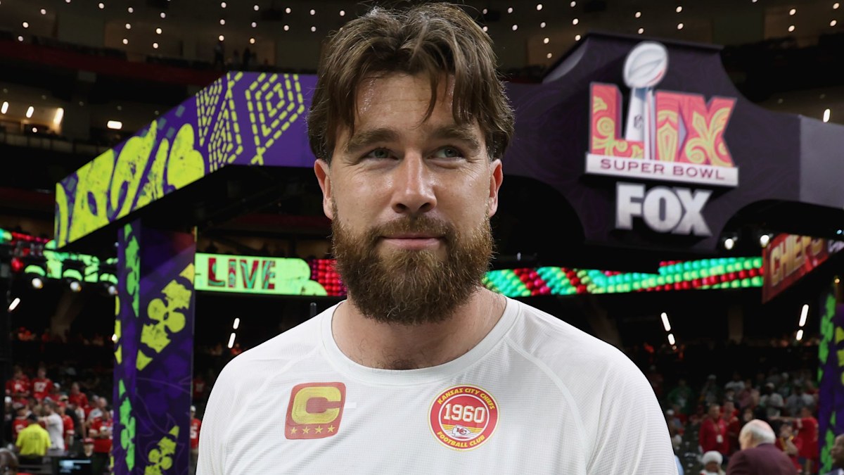 Travis Kelce displays slick new look after low-key date with Taylor ...