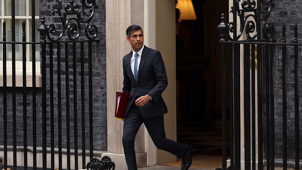Rishi Sunak has ALREADY redecorated No 10 - and it's nothing like Boris ...