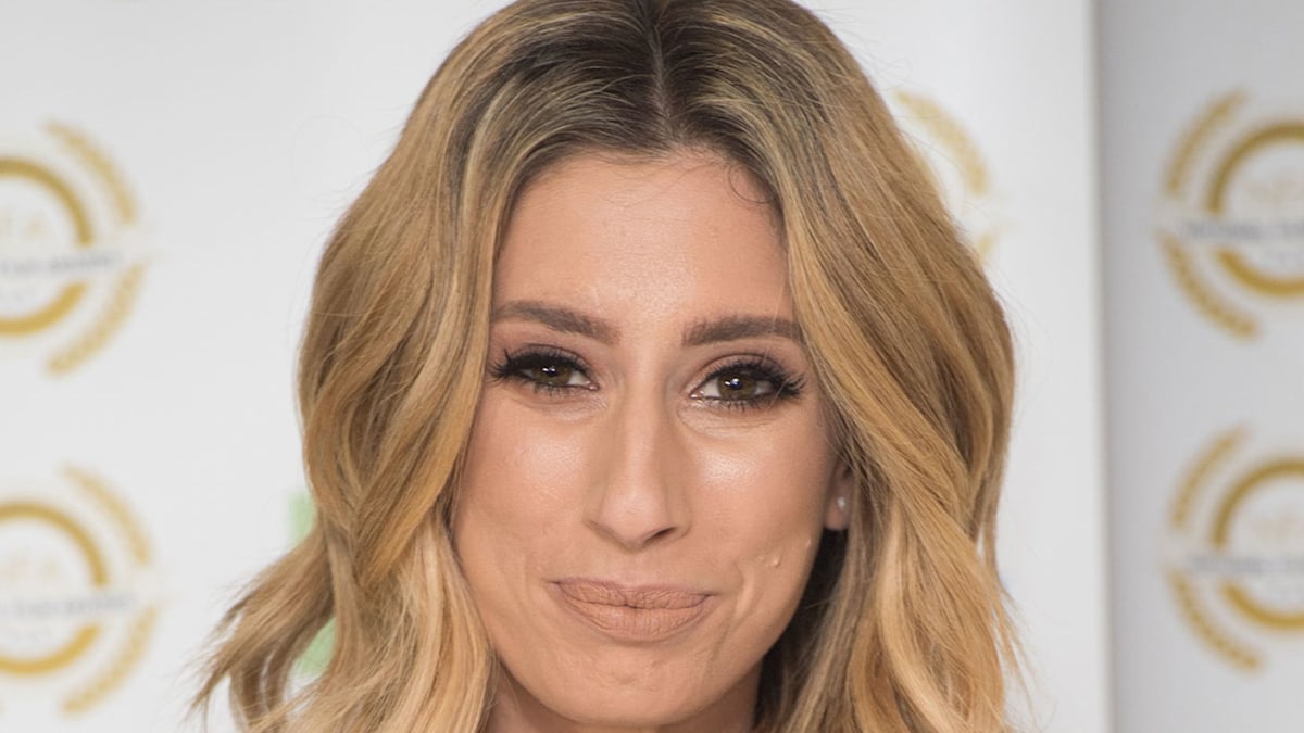 Stacey Solomon's latest picture of twinning Belle and Rose will melt ...