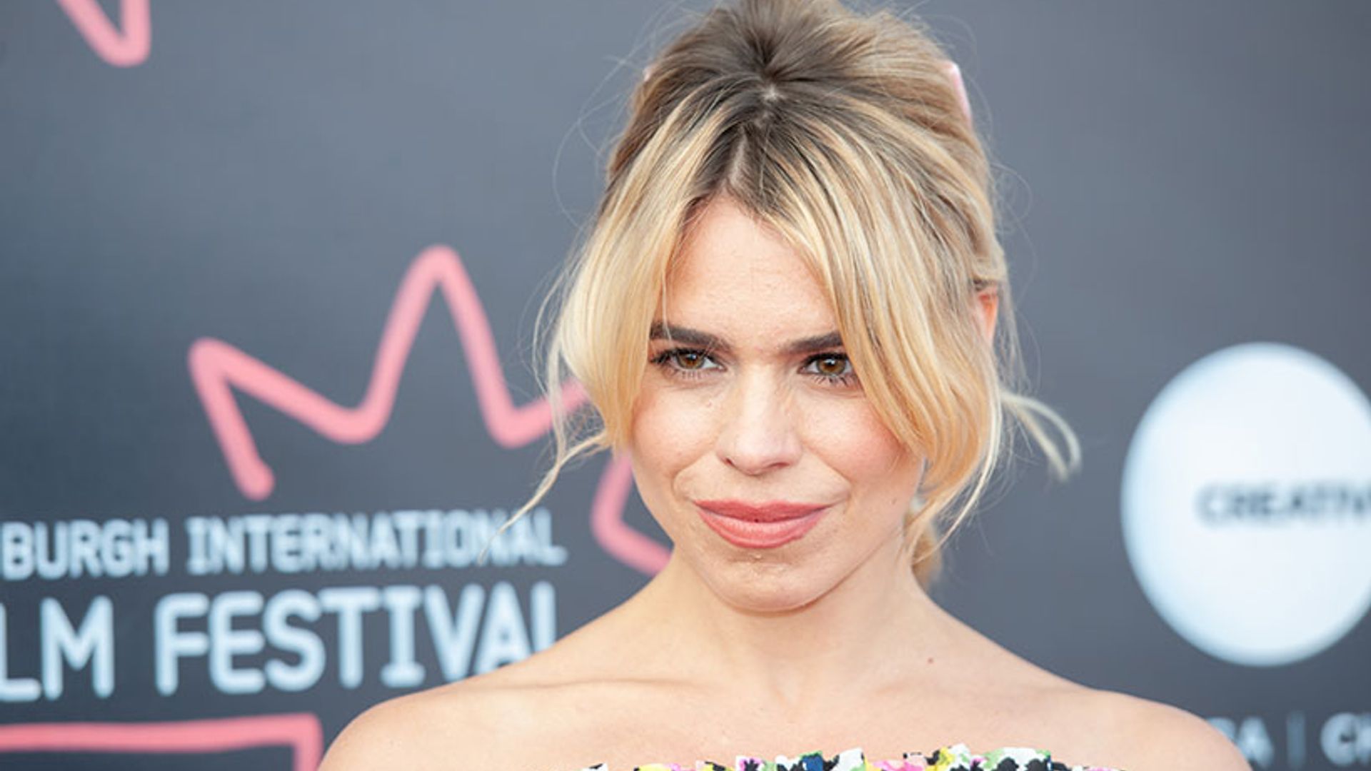 Billie Piper shares adorable first picture of baby daughter - find out ...