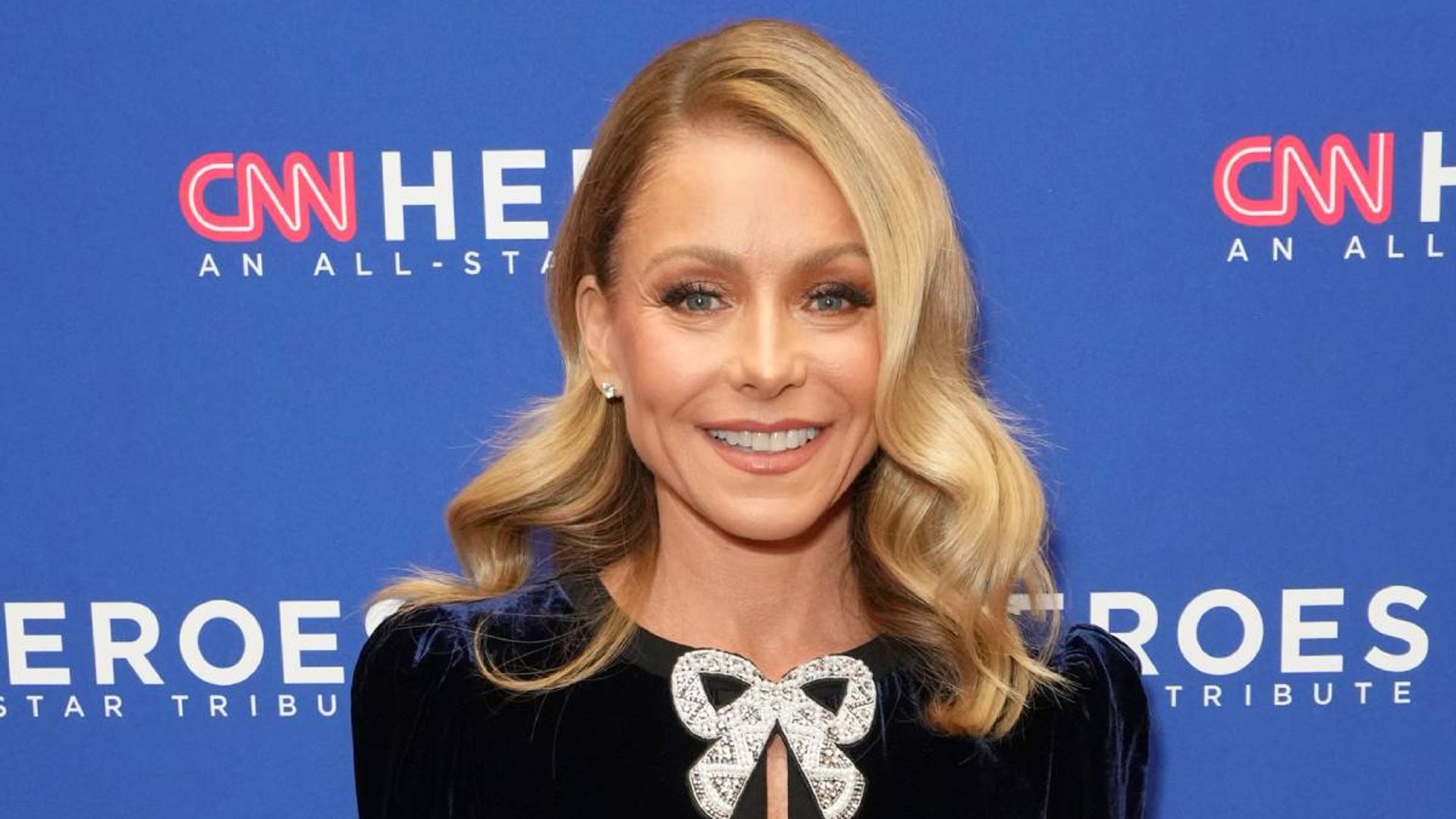 Kelly Ripa's unbelievable feature in her bathroom inside $27million ...