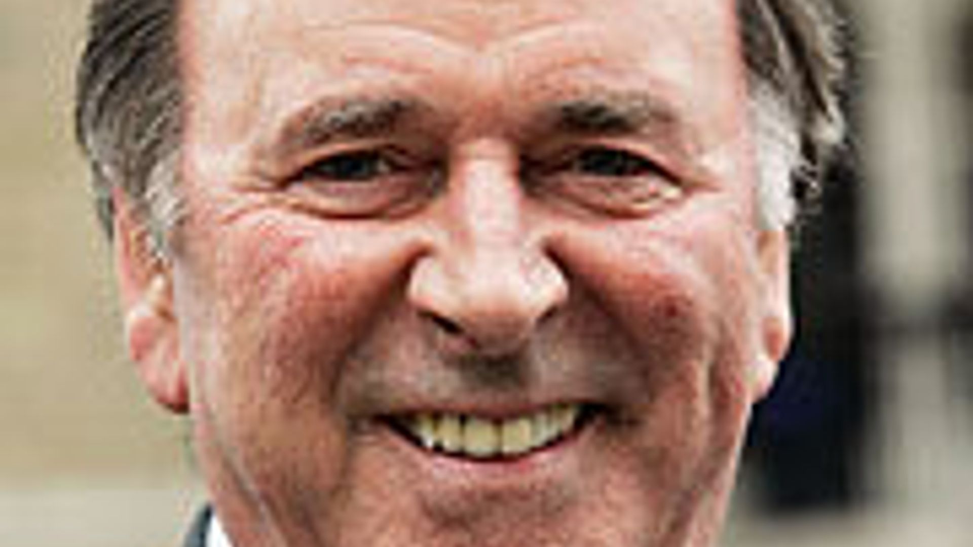 Terry Wogan competing against Richard Hammond for Channel 4 | HELLO!