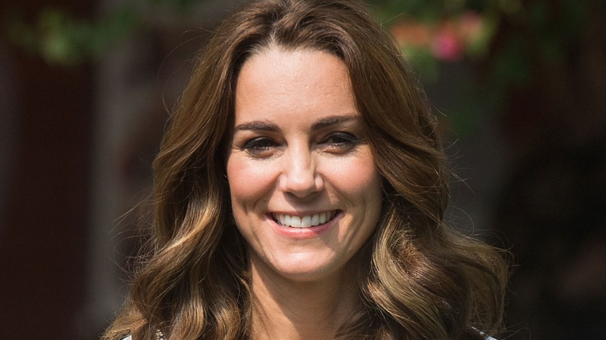 NEW Kate Middleton pictures surface and fans can't get over her Ghost ...