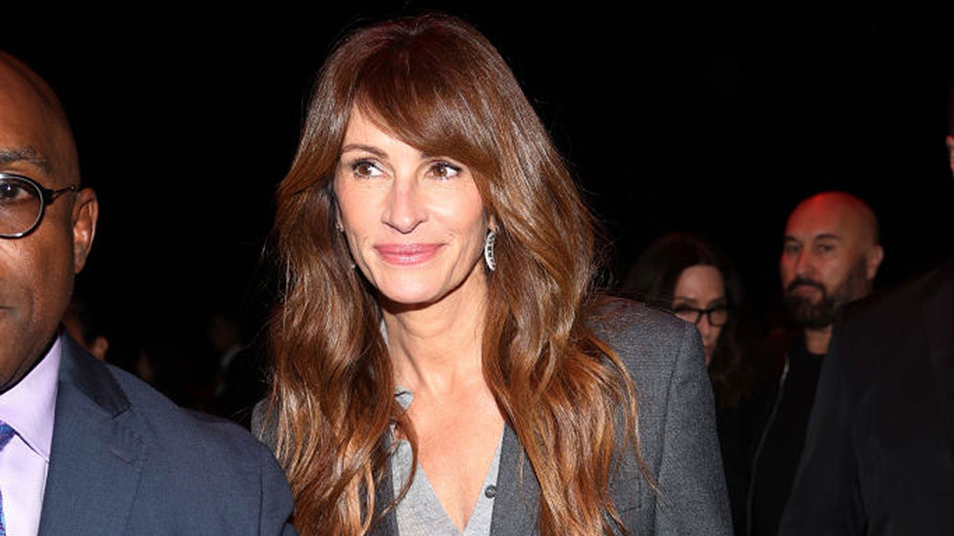 Julia Roberts is glowing as she shares new celebratory photo far away ...