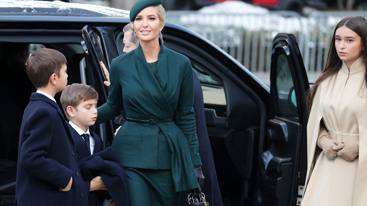 Ivanka Trump wows in figure-hugging ensemble at father's inauguration ...
