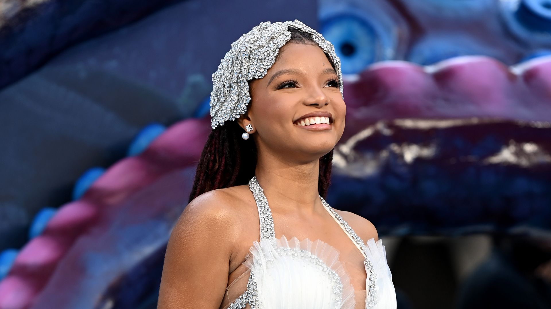 Halle Bailey really is Ariel in plunging shell-inspired gown at The ...