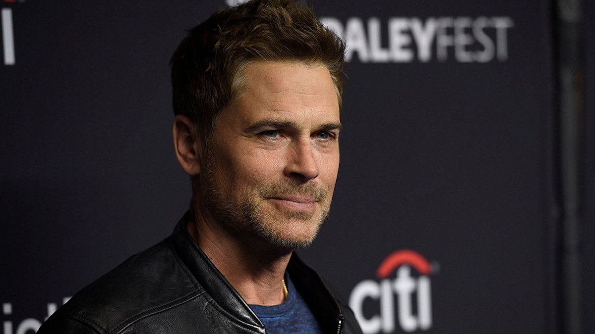 Rob Lowe shares heartbreaking family news - famous friends reach out ...