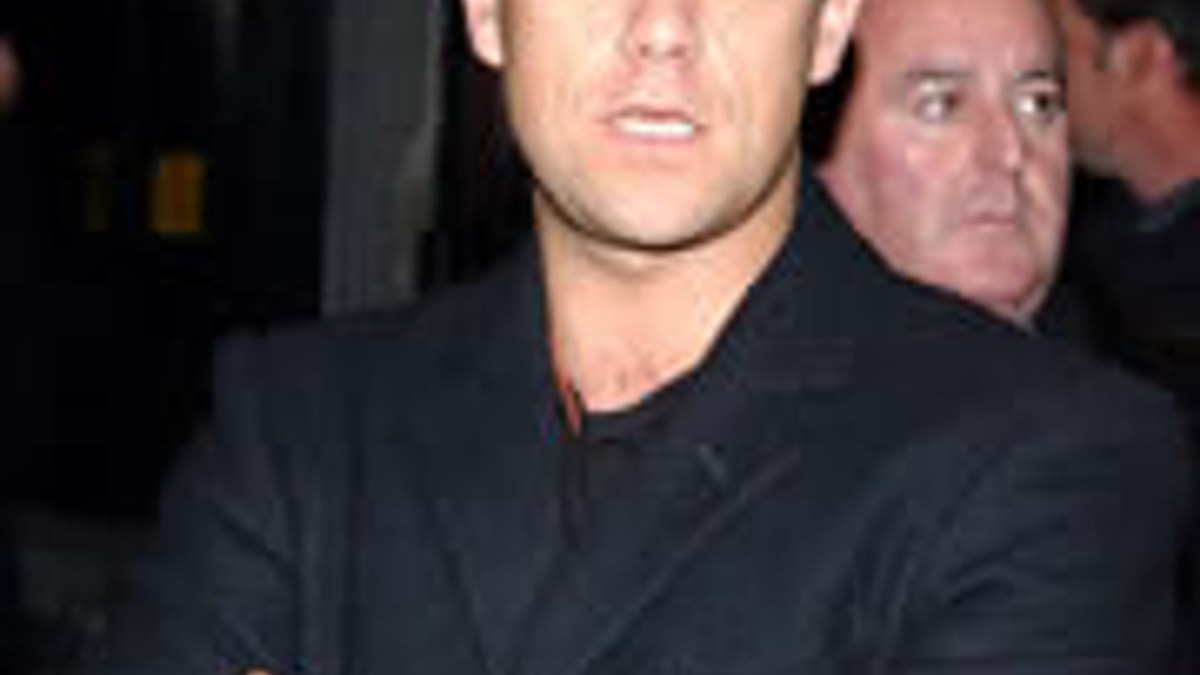 rachel hunter, robbie williams, RACHEL HUNTER CONFIRMS | HELLO!