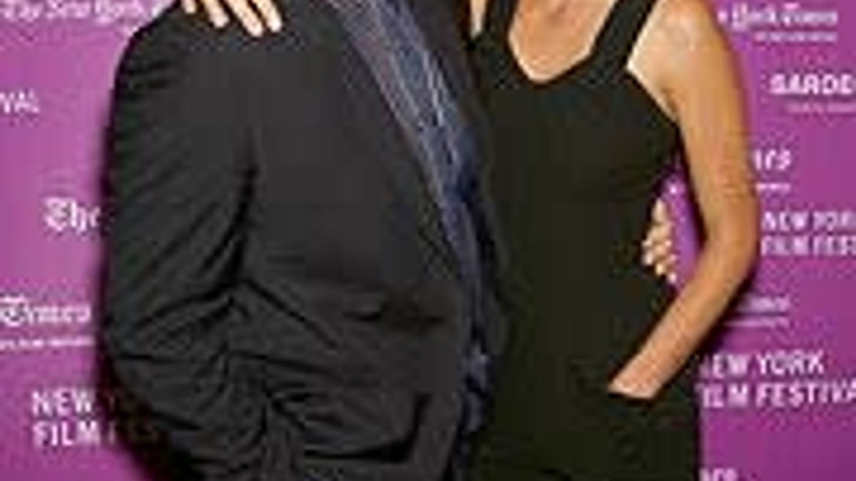 Halle, Benicio, Bono and Pen take to red carpet over weekend | HELLO!