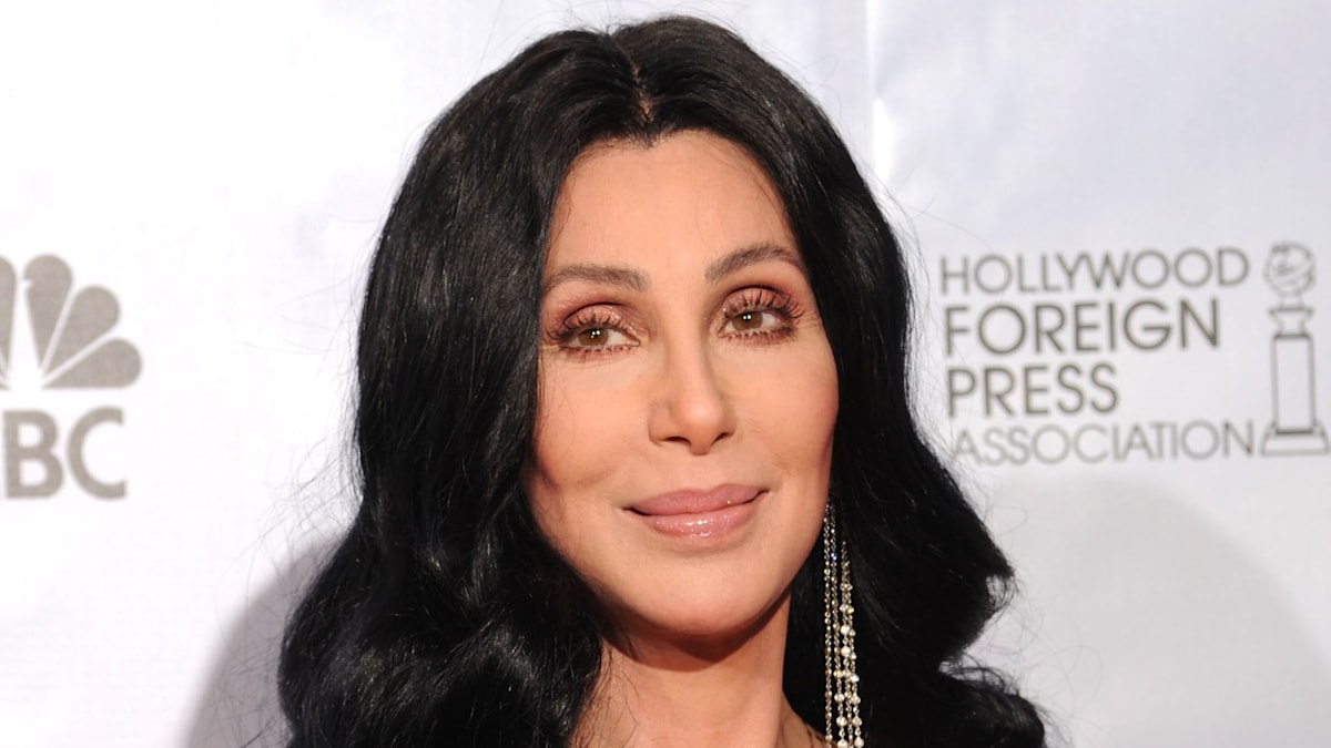 Cher, 77, steals the show in incredibly tight pants for Macy's ...