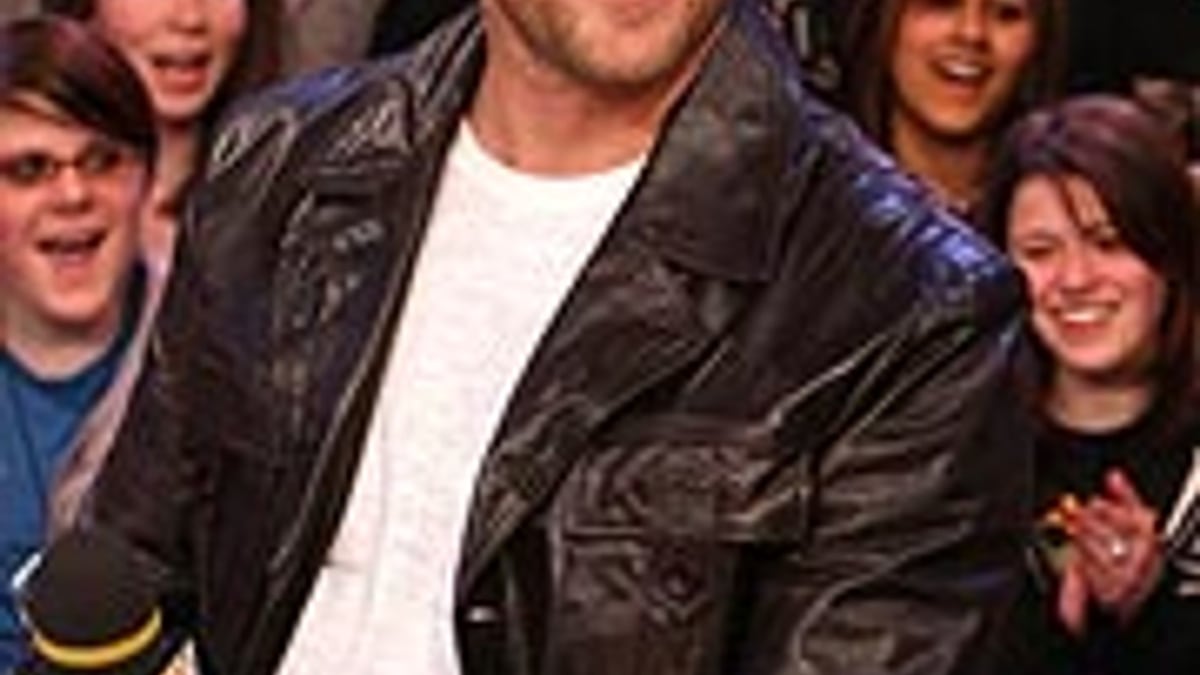 Gerard Butler, Fighting fit Gerard on top form in Toronto | HELLO!