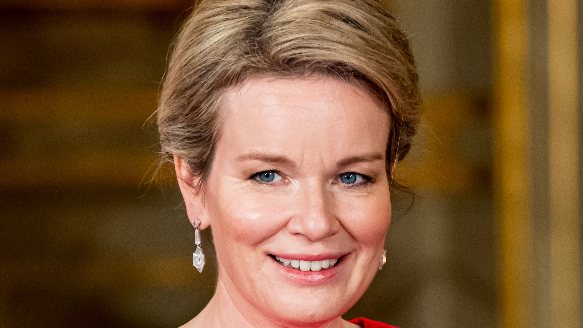 Queen Mathilde is ultimate mob wife in unexpected leopard print and ...