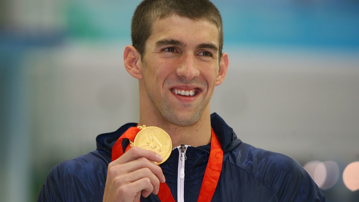 How Michael Phelps' diet changed from 10k calories a day to kid's ...