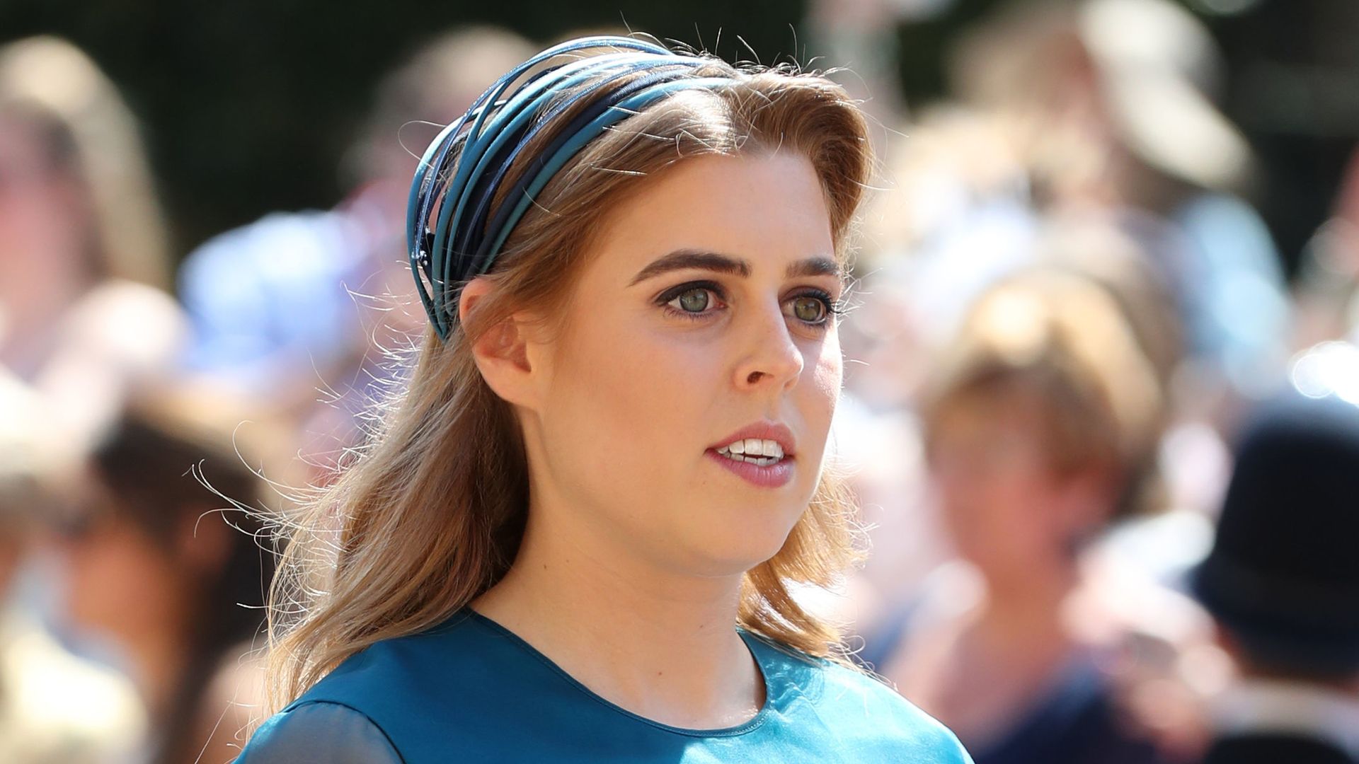 Princess Beatrice stuns in figure-skimming skirt at rare royal ...
