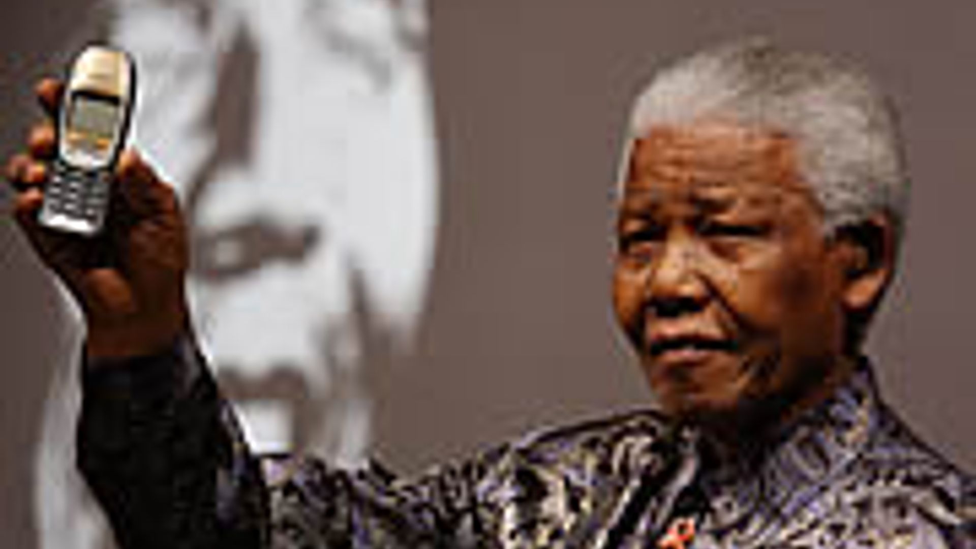 Rock stars heed Mandela's call to fight Aids | HELLO!