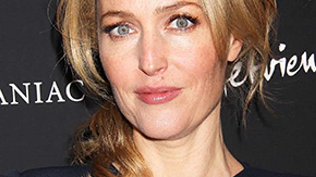Gillian Anderson - Biography | HELLO!