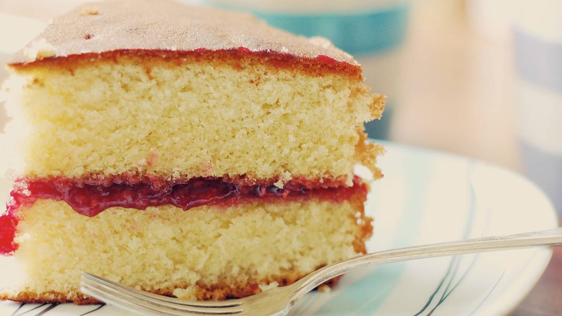 Royal family share delicious Victoria Sponge cake recipe | HELLO!