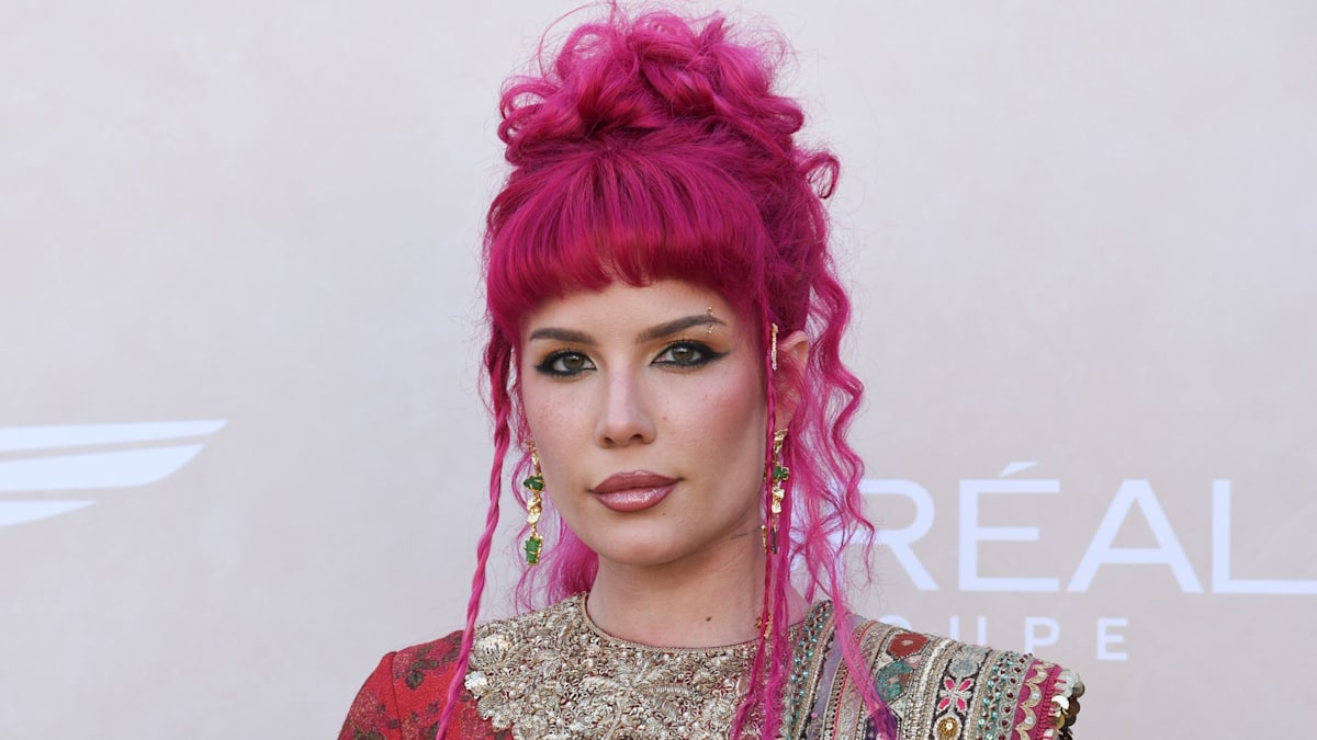 Halsey, 29, shares tearful video as she announces new album and ...