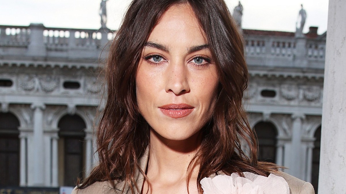 Alexa Chung's designer ballet flats are set to be Autumn’s It-shoe | HELLO!