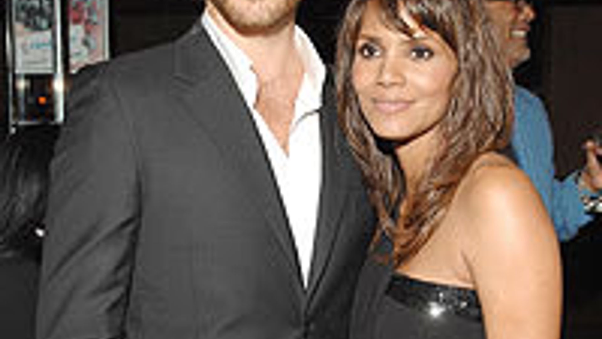 Halle Berry buys lakeside house in Canada | HELLO!