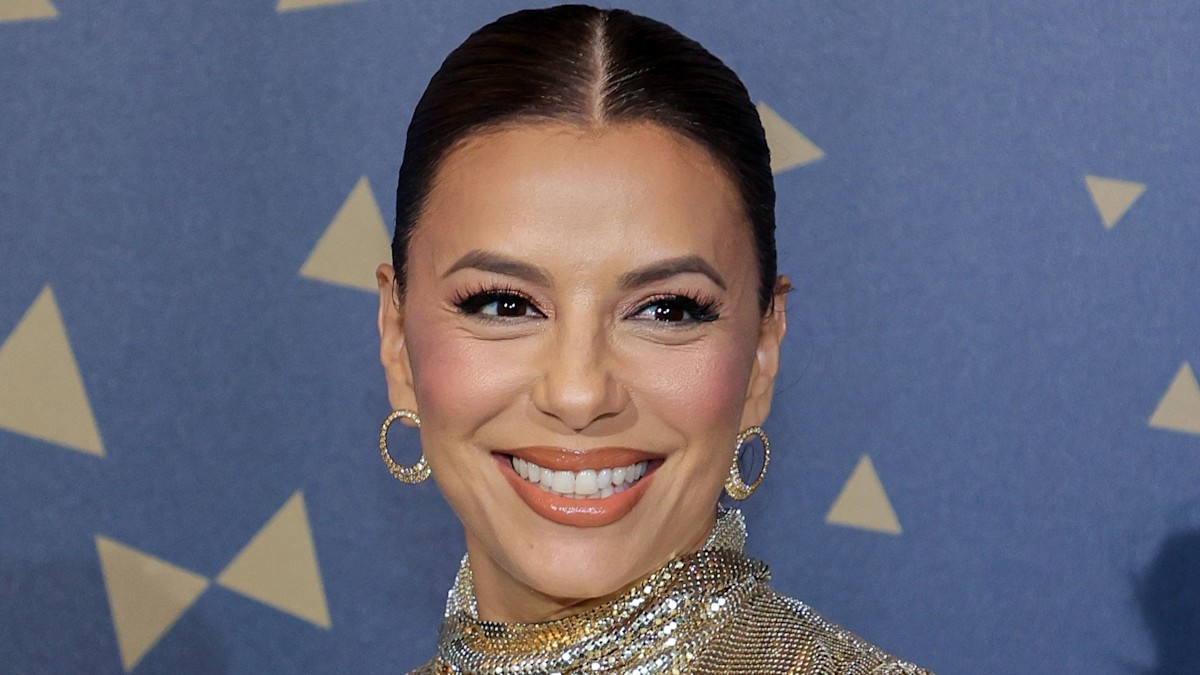 Eva Longoria rocks incredible new look as she 'steps it up' for awards ...