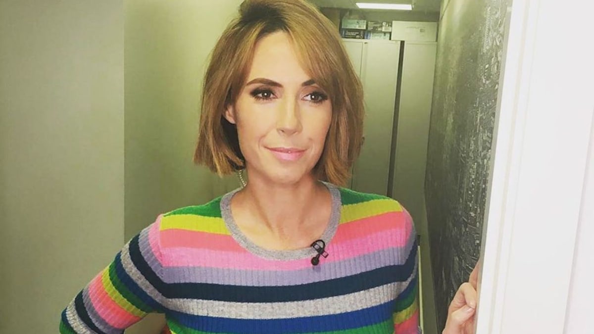 The One Show's Alex Jones pays tribute to the NHS in rainbow jumper ...