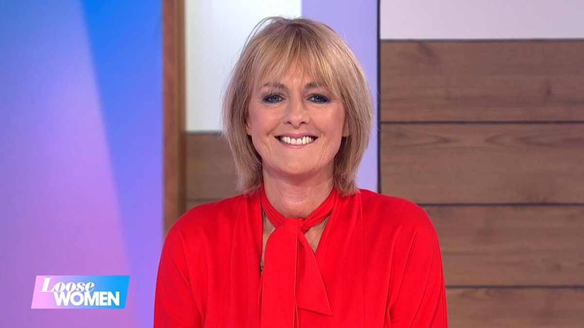 Jane Moore's sizzling red Loose Women dress might be her best look yet ...