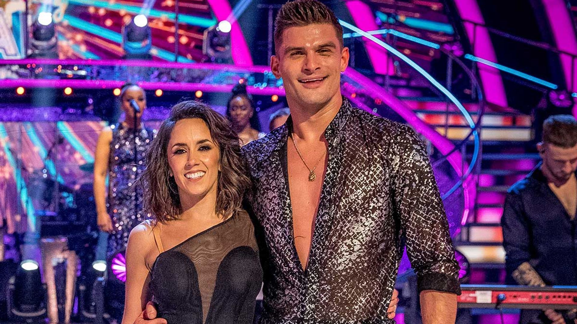 Strictly's Aljaz Skorjanec breaks down in tears as he FINALLY reunites ...