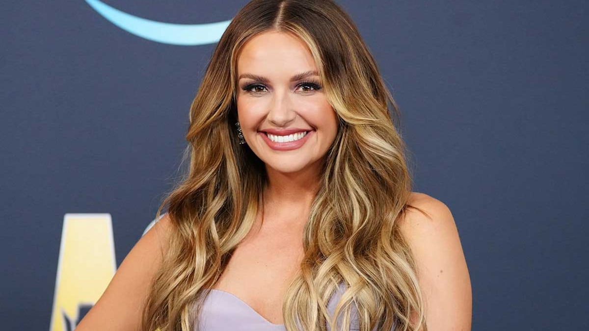 Country music singer Carly Pearce teases exciting news that fans will ...