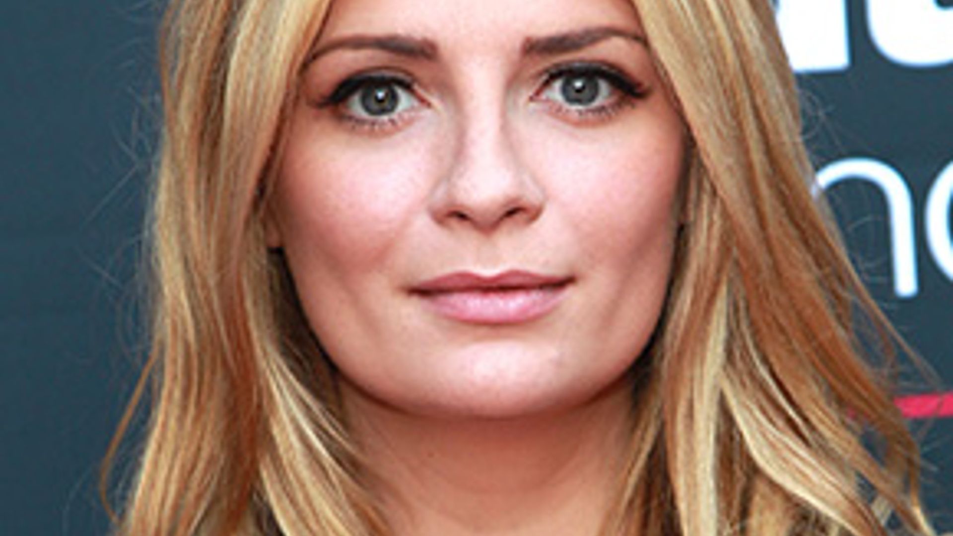 Mischa Barton - Biography | HELLO!