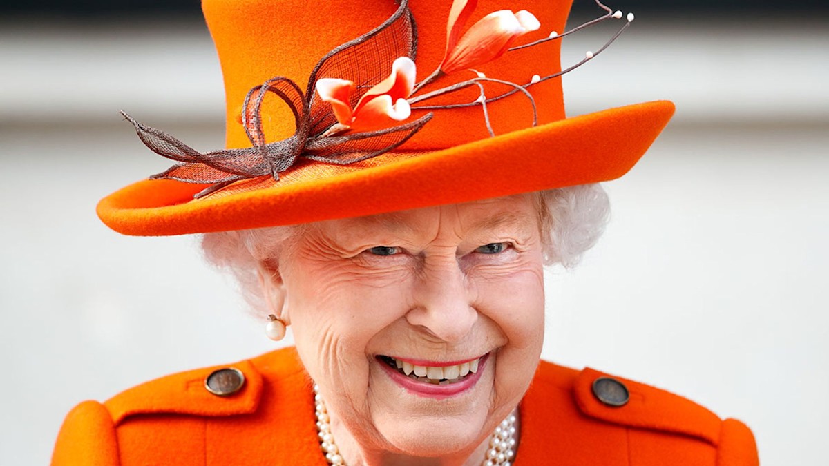 The Queen's employee reveals what it's REALLY like to work for Her ...