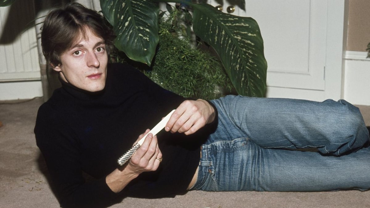 Nigel Havers: Take a look back at The Bidding Room star's early TV ...