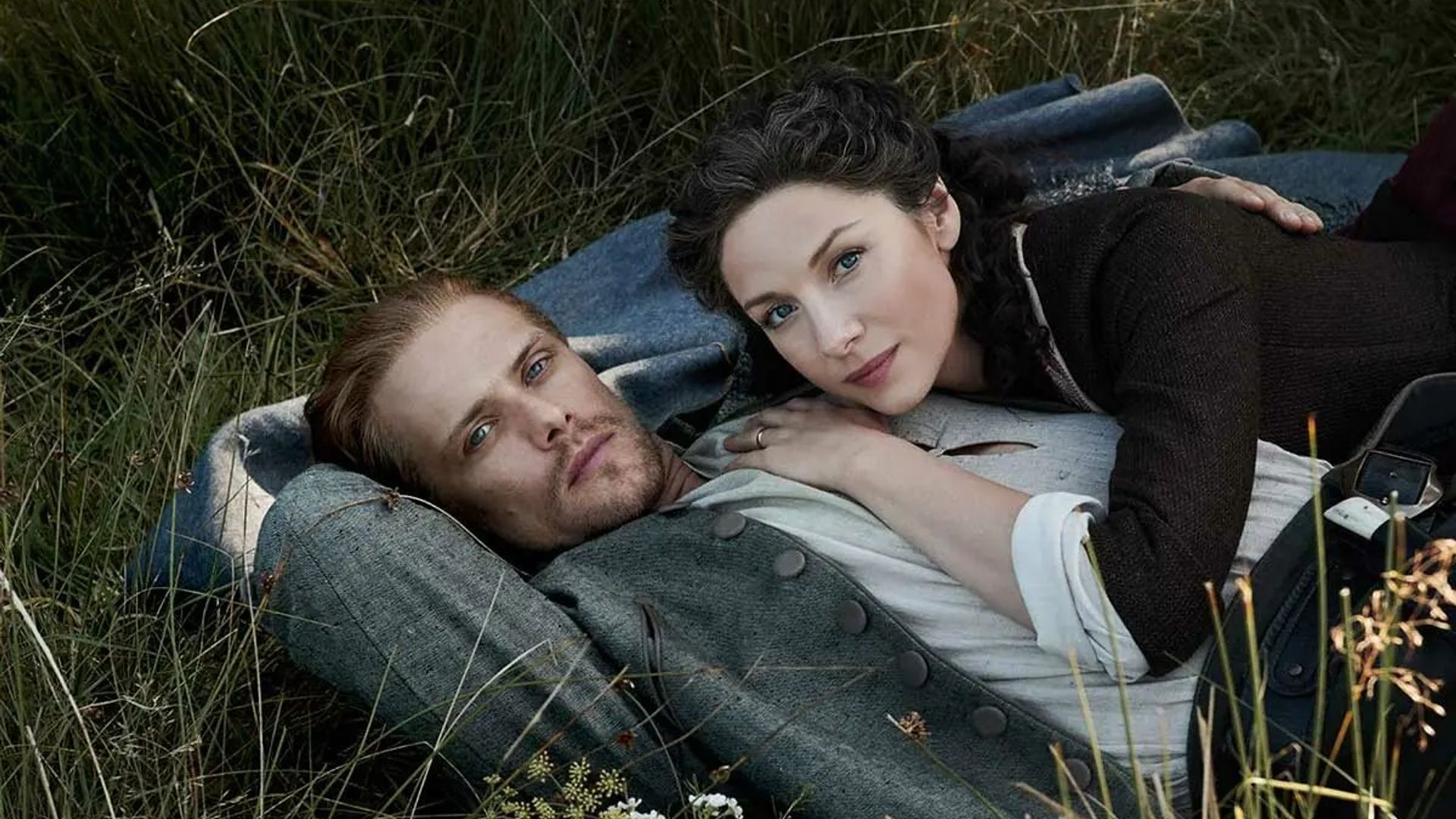 Outlanders Caitríona Balfe Opens Up About Filming Intimate Scenes With