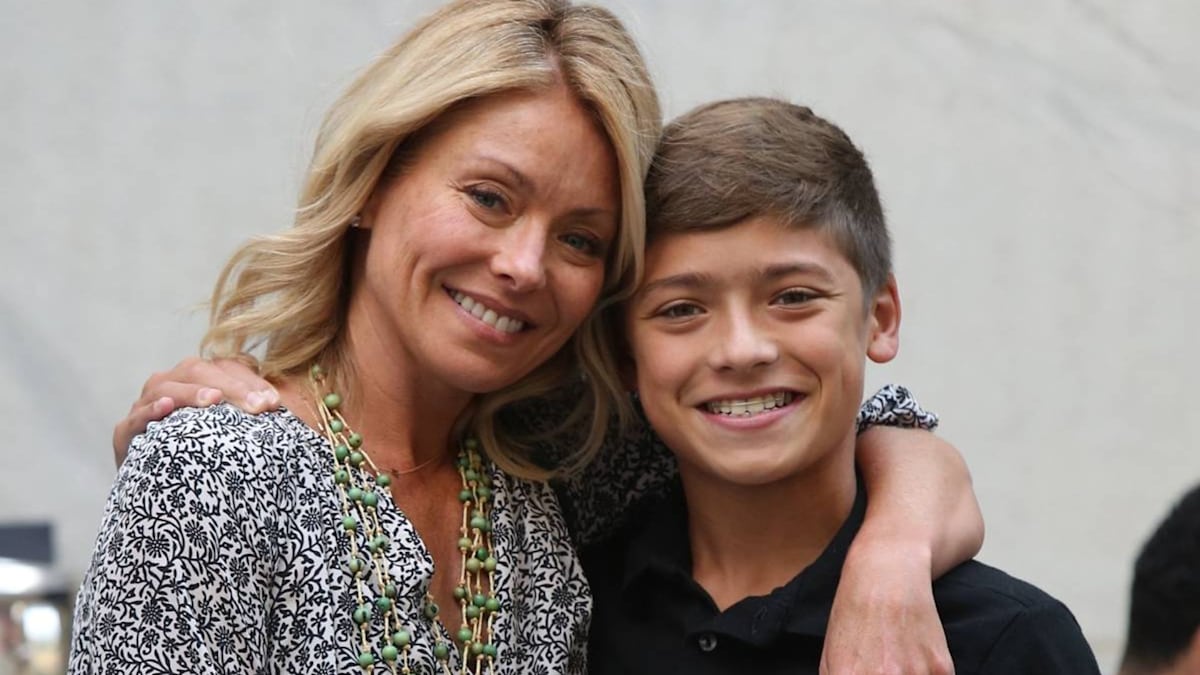Kelly Ripa's son Joaquin showcases his dance moves in rare video to ...