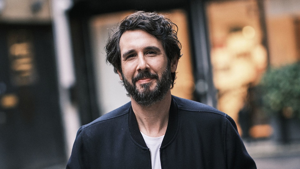 Josh Groban Reflects on UK Life, Royal Encounter, and Upcoming London ...