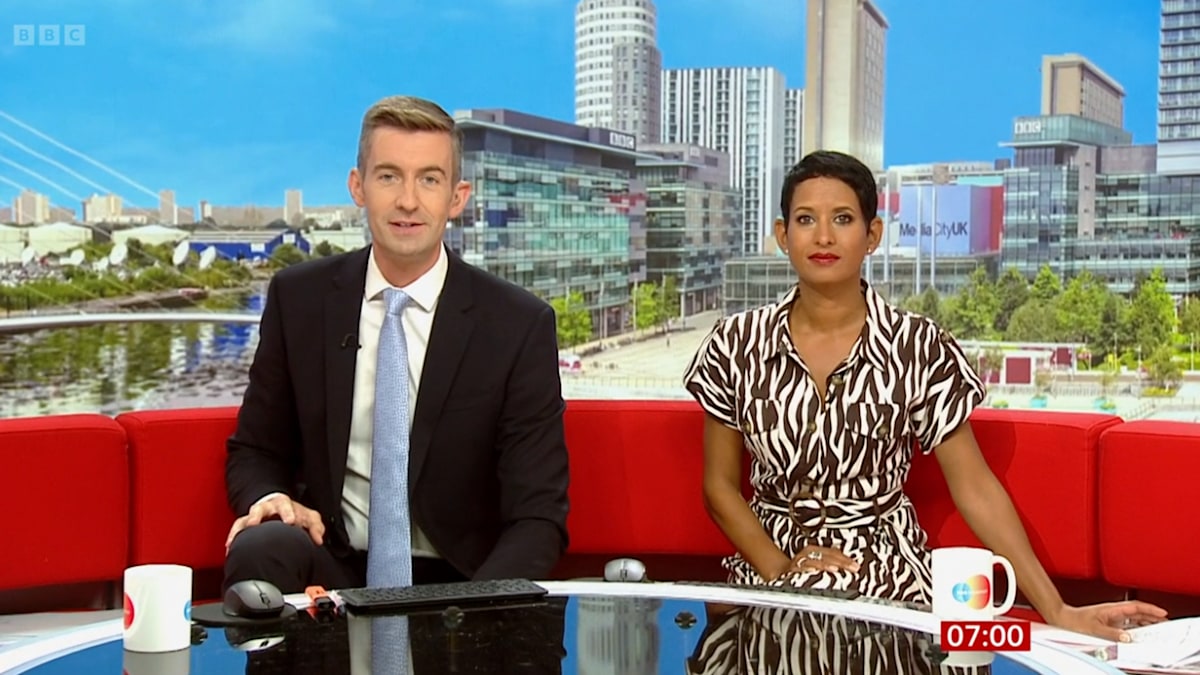 Bbc Breakfasts Naga Munchetty Loses It On Air After Viral Moment