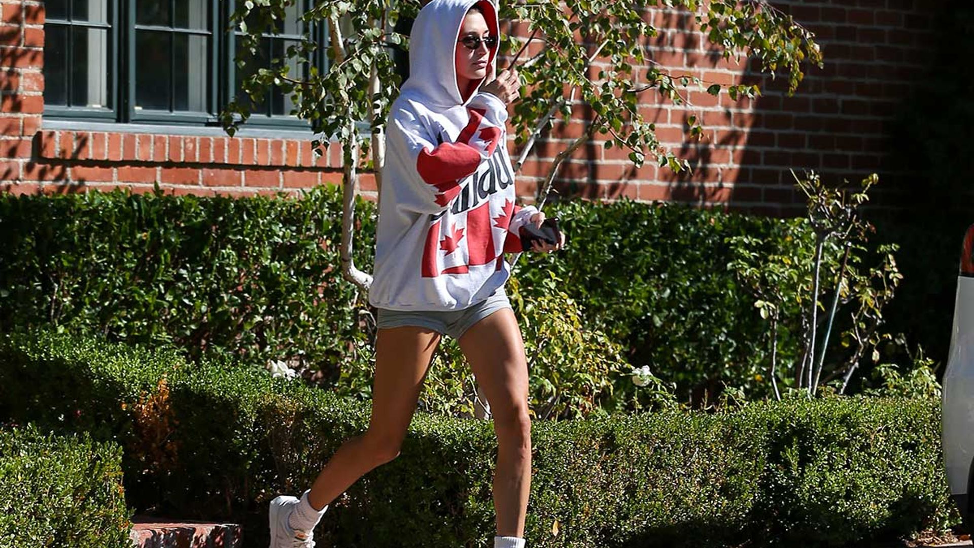 Hailey Bieber just wore the ultimate Princess Diana tribute outfit ...