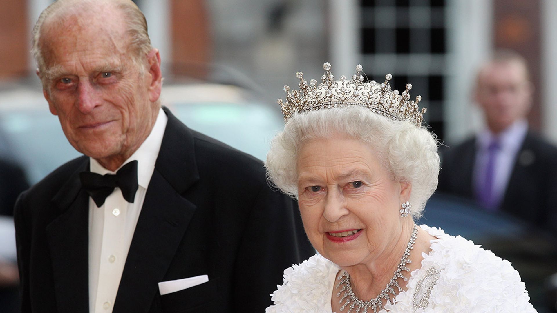 The six do's and don'ts of meeting the Queen | HELLO!