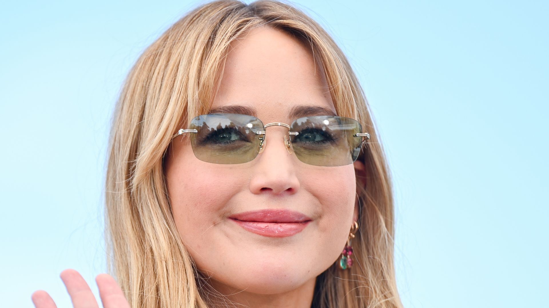Jennifer Lawrence reveals tough opinion on famous best friend's haircut ...