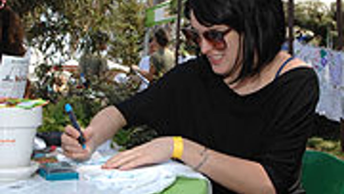 Mischa Barton, Nicole Richie and Rumer Willis at celebrity | HELLO!