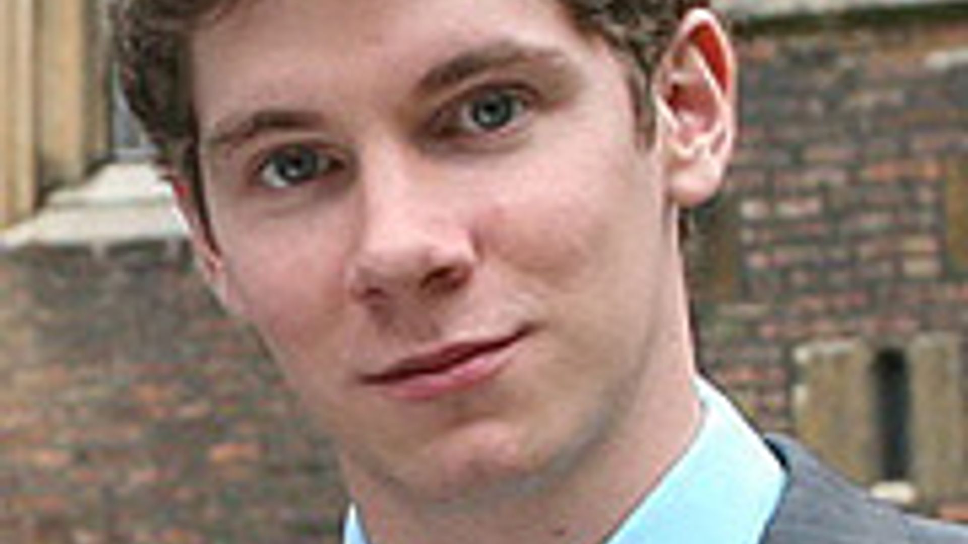 Karl Davies - Biography | HELLO!