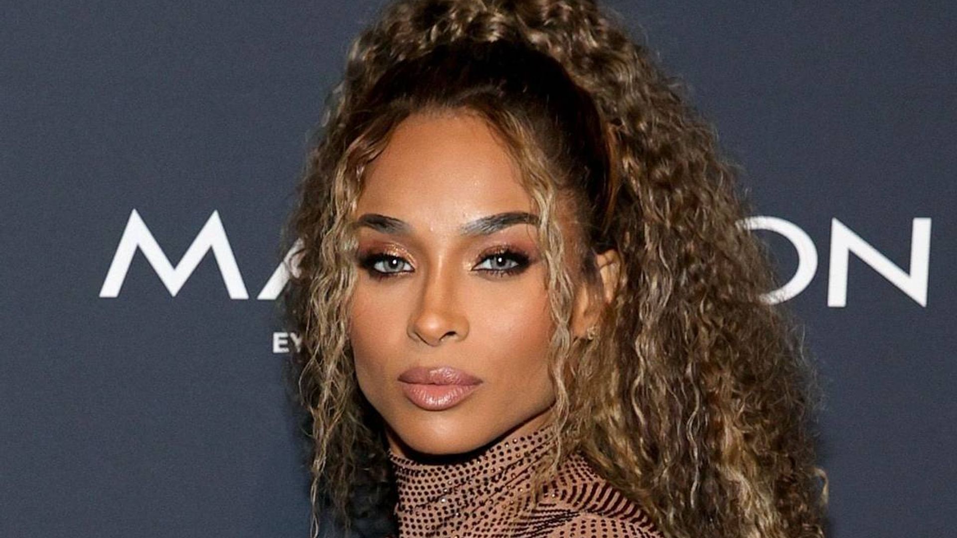 Ciara's legs are never ending in skin-tight thigh split dress | HELLO!